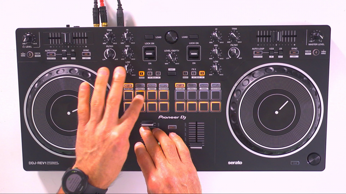 Pioneer DJ DDJ-REV1 con DJ Tillo. Todo lo que necesitas saber! Vídeo ...